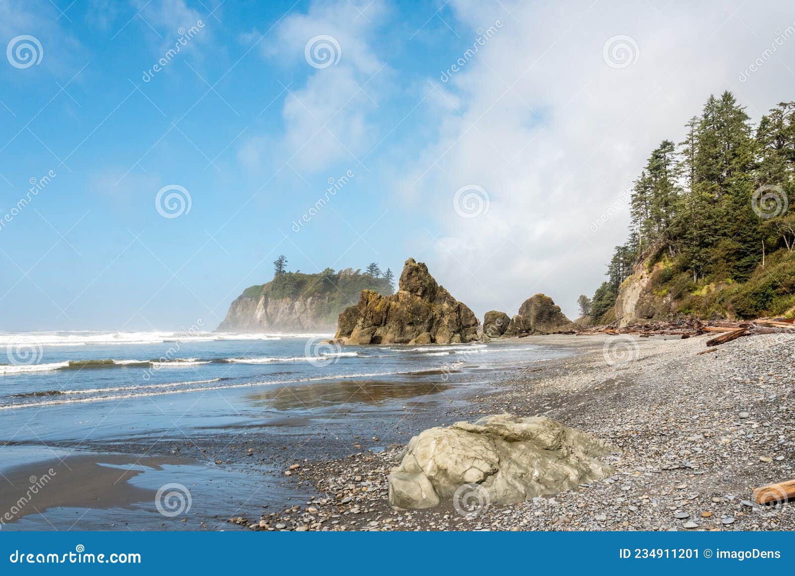 Famous Ruby Beach on the Pacific Coast, Olympic National Park Stock ...