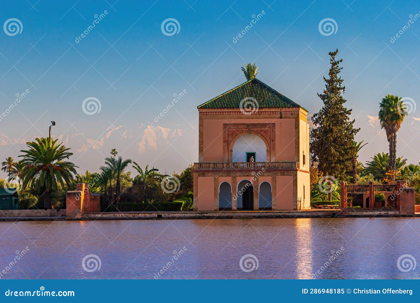 Saadian Pavillon at Menara Gardens with Atlas Mountains in Marrakech ... Saadian Pavillon at Menara Gardens with Atlas Mountains in Marrakech ...