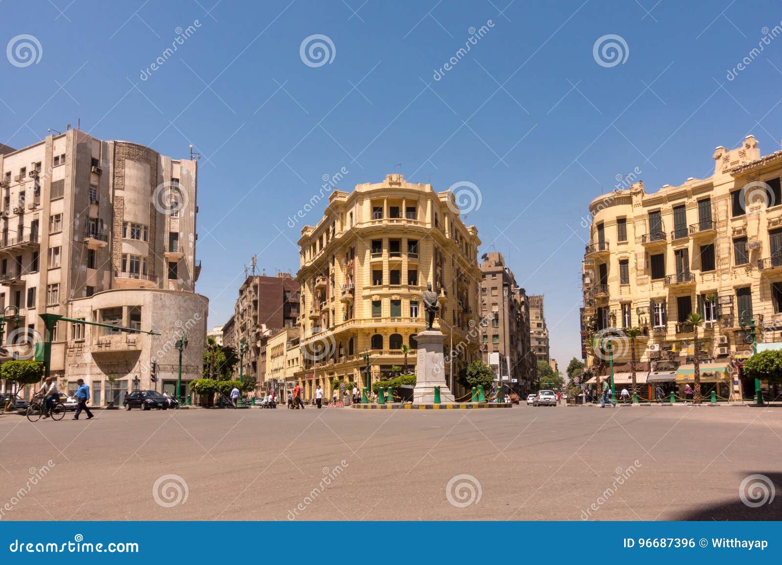 Famous Talaat Harb Square in Downtown Egypt Editorial Photo - Image of ...
