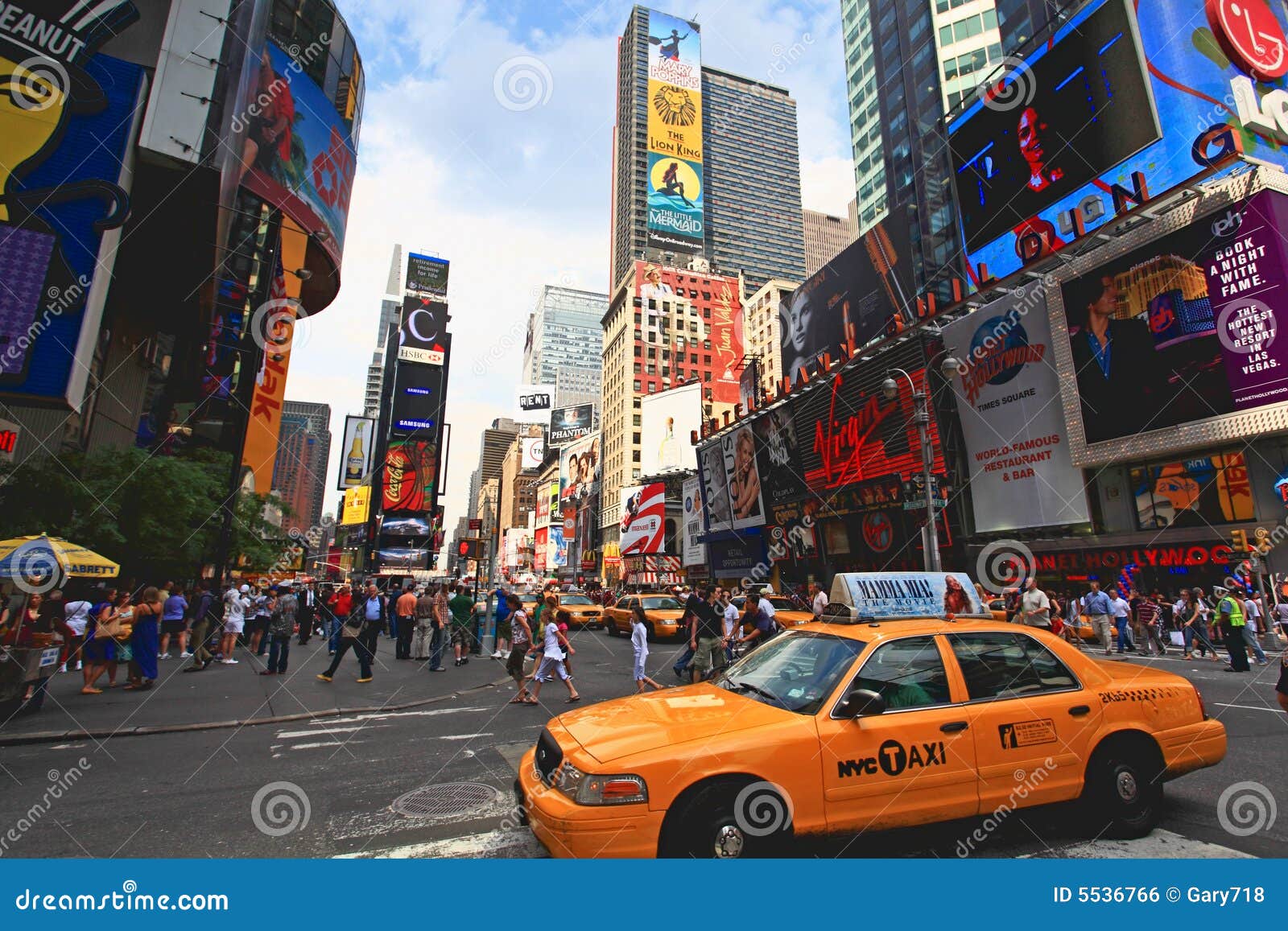 The famous Times Square editorial photo. Image of crowd - 5536766
