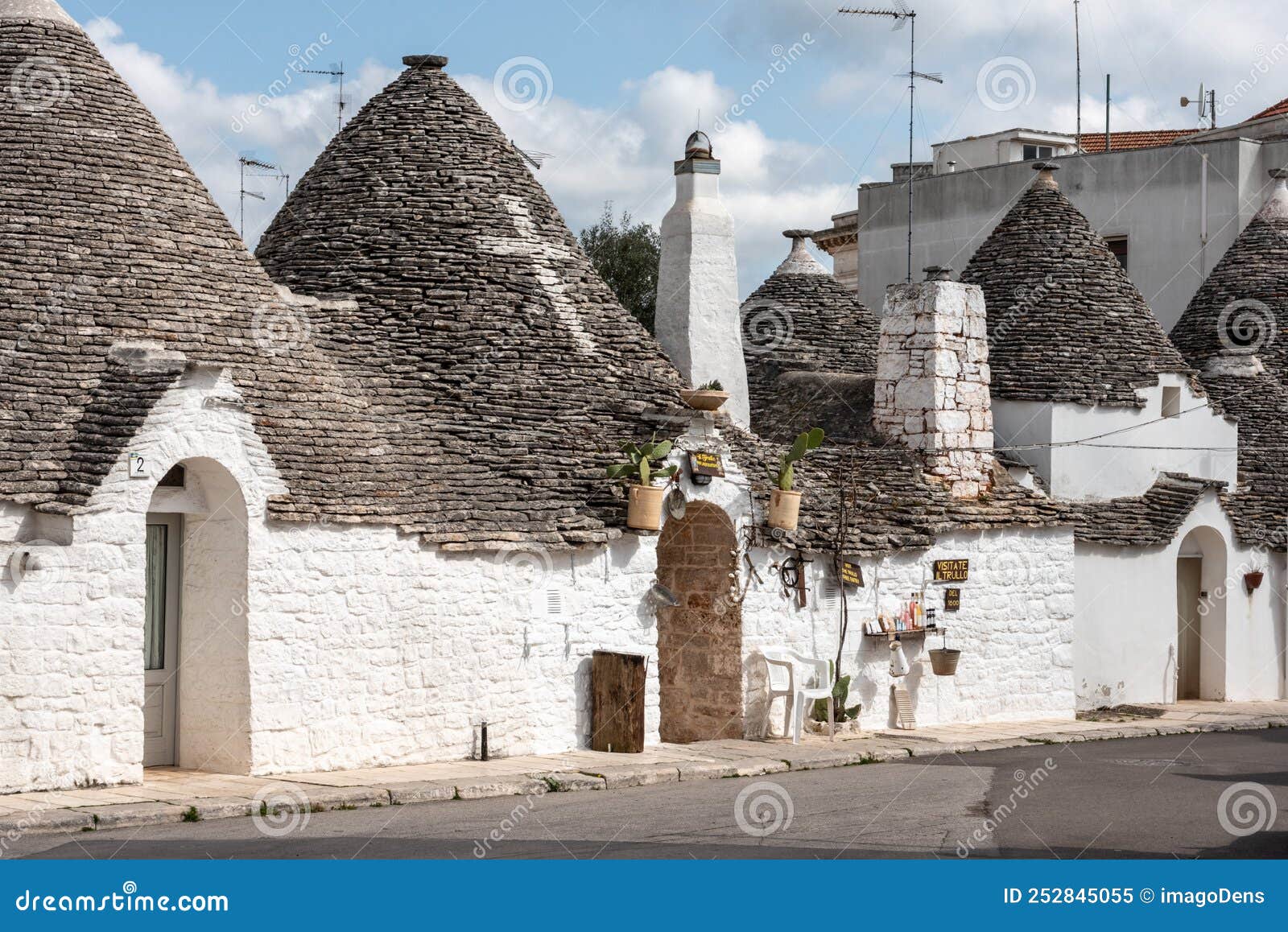 Famous Trullo Sovrano in Alberobello, Italy Stock Image - Image of ...