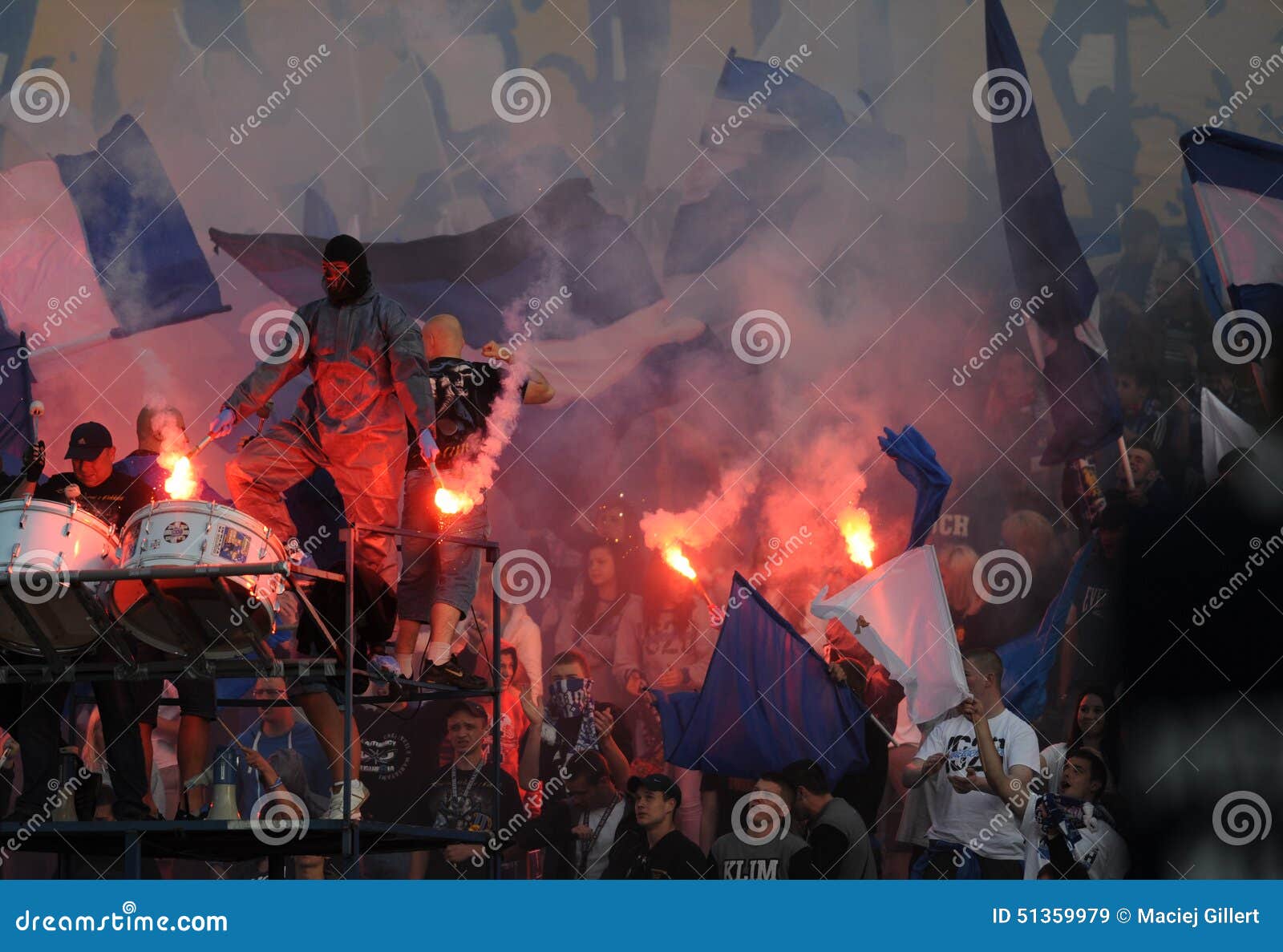 Fan de futebol, hooligan imagem de stock editorial. Imagem de futebol ...