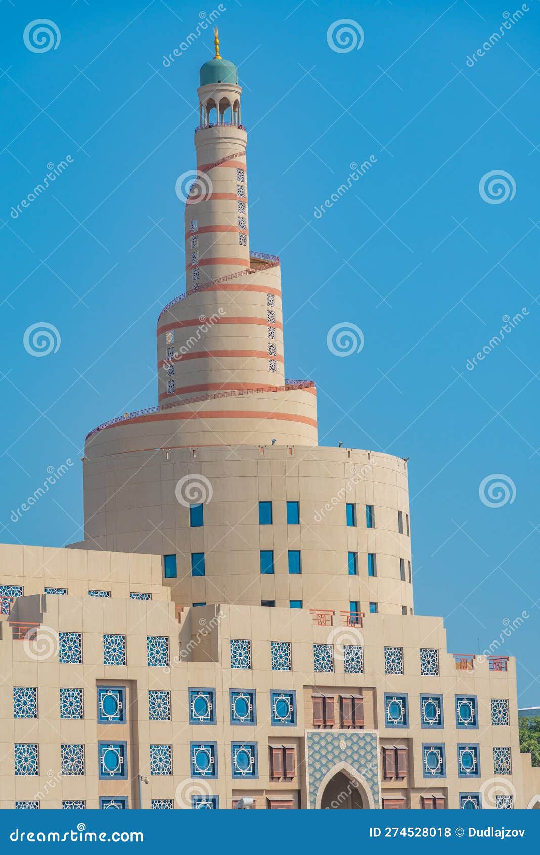 Fanar Masjid Mosque in Doha, Qatar Stock Photo - Image of waqif ...
