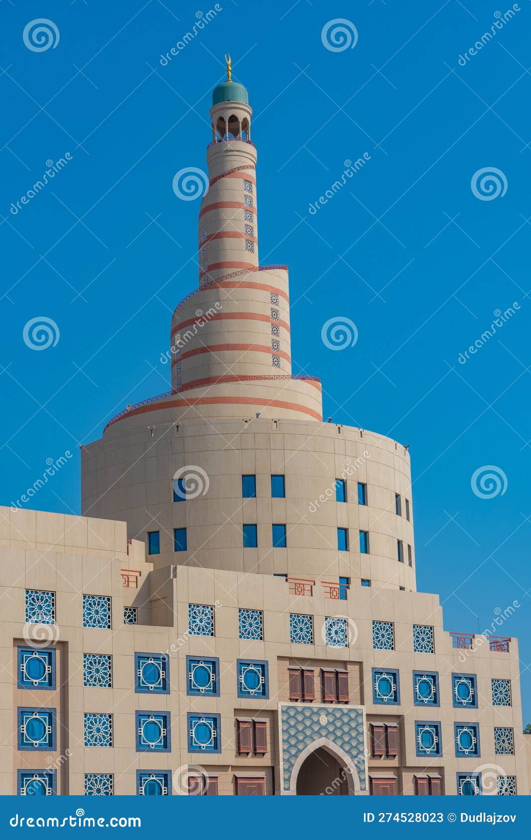 Fanar Masjid Mosque in Doha, Qatar Stock Image - Image of souq, islam ...