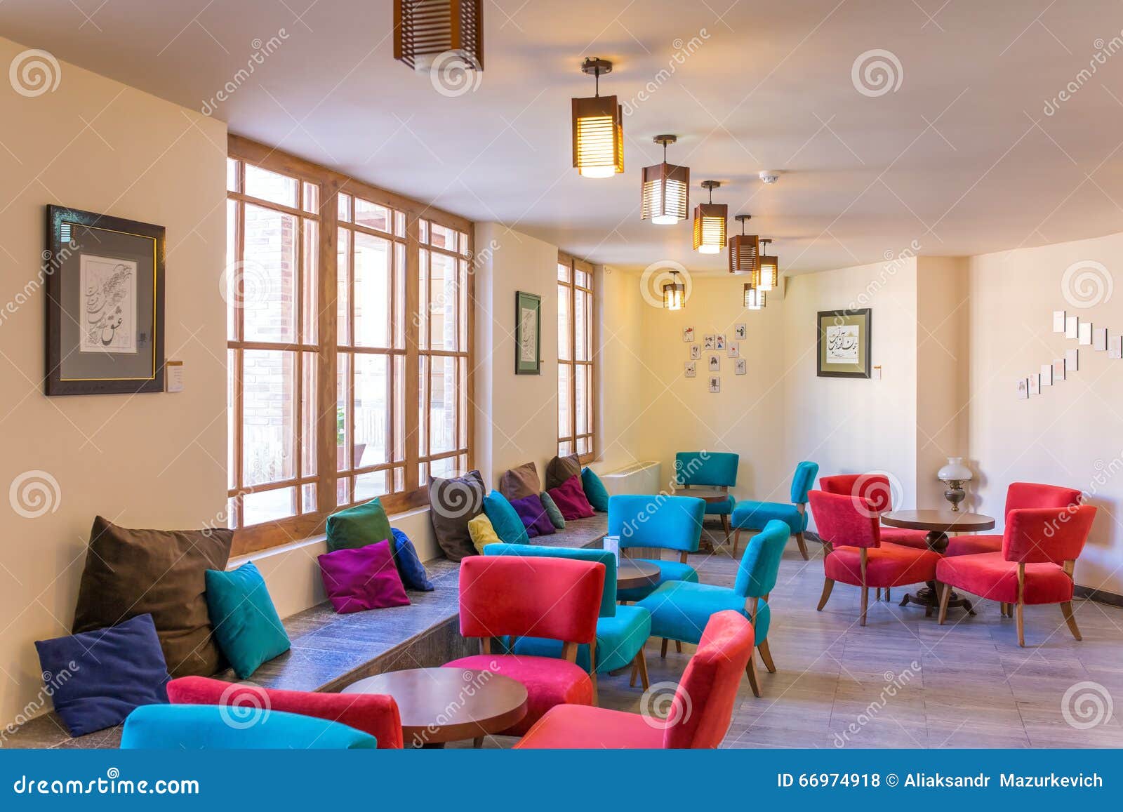 Fancy Cafe in Ameri Historical House in Kashan, Iran Editorial Stock ...