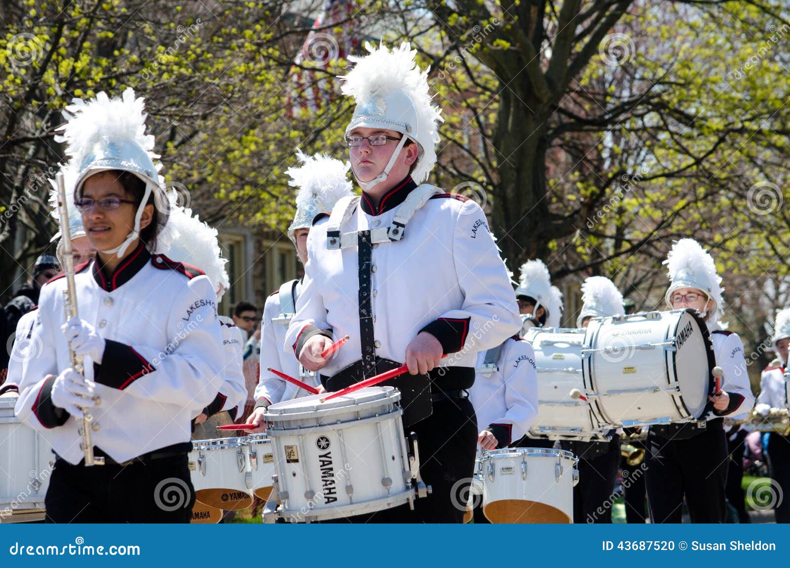 Fanfare Avec Des Instruments De Percussion Image éditorial - Image du ...