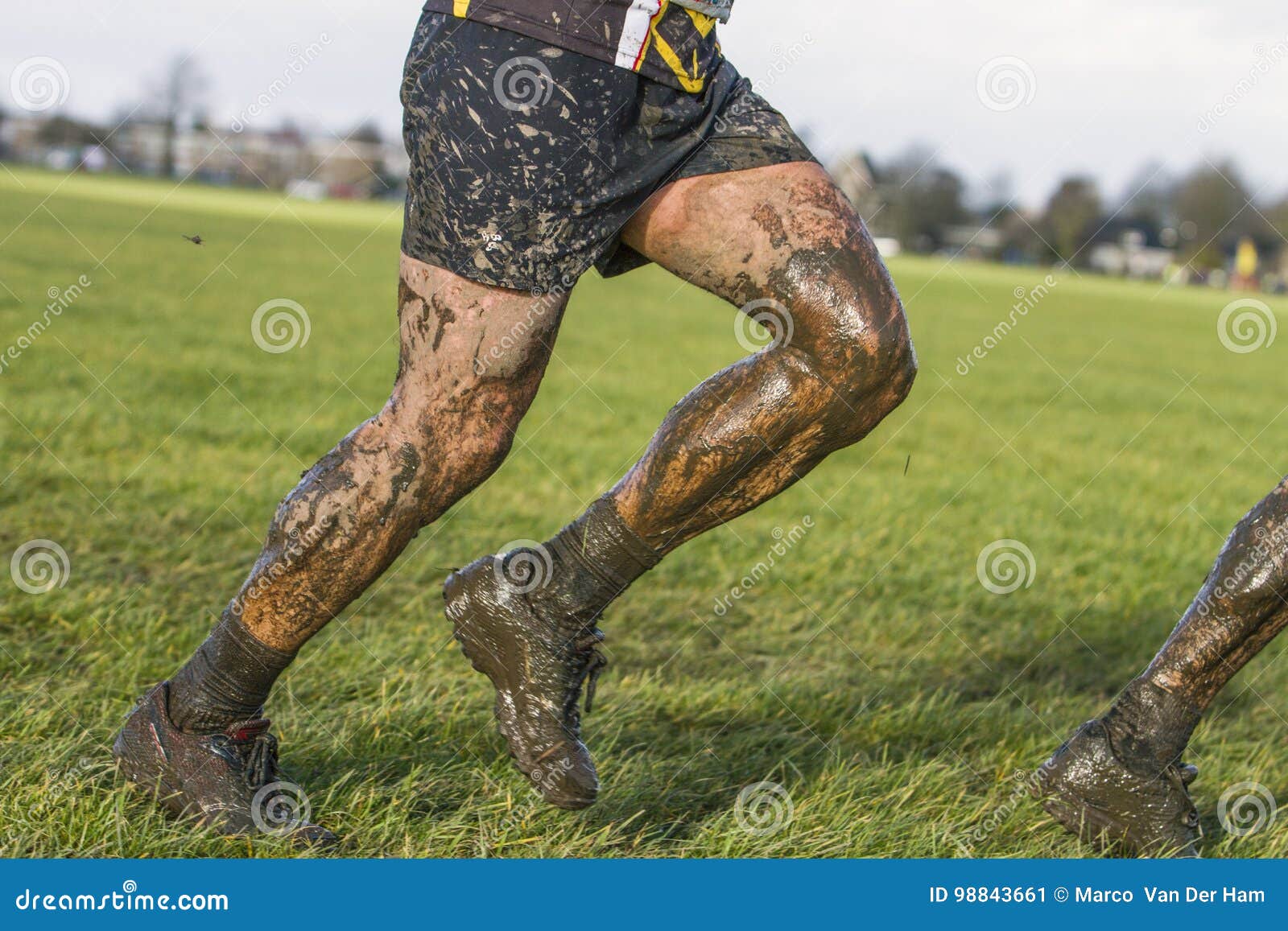 Fango immagine stock. Immagine di fango, atletismo, durante - 98843661