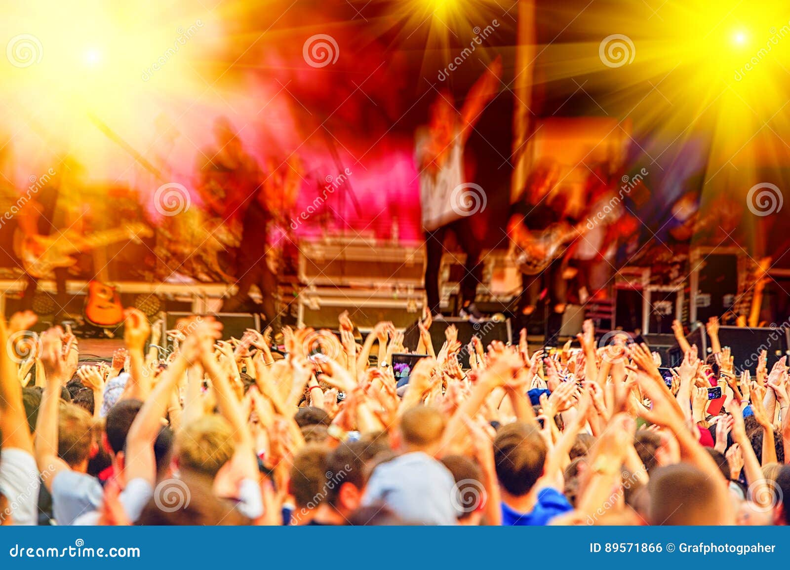 Fans during editorial photo. Image of disco, live, group - 89571866