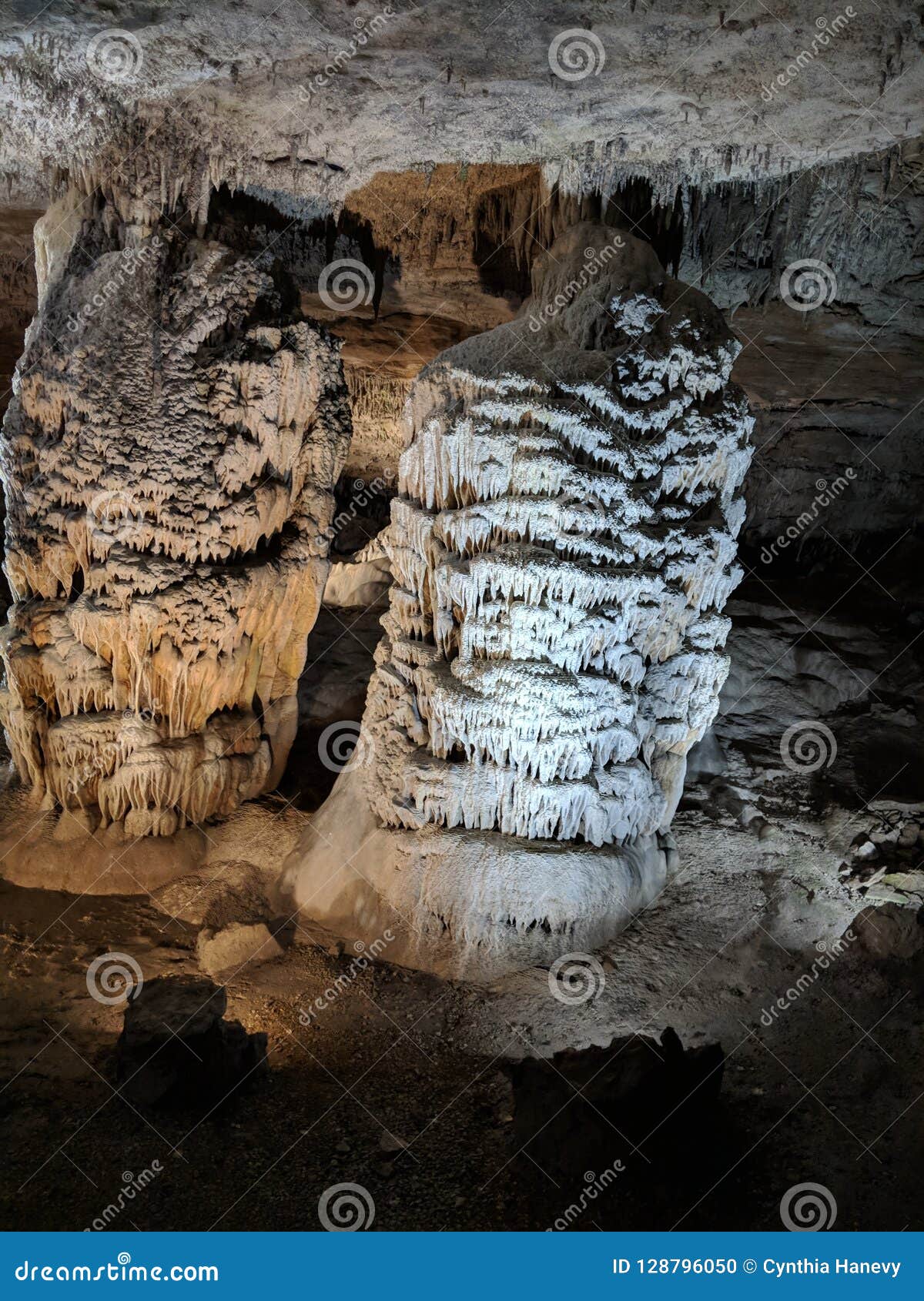 Fantastic Caverns in Springfield, Missoui Stock Photo - Image of cave ...
