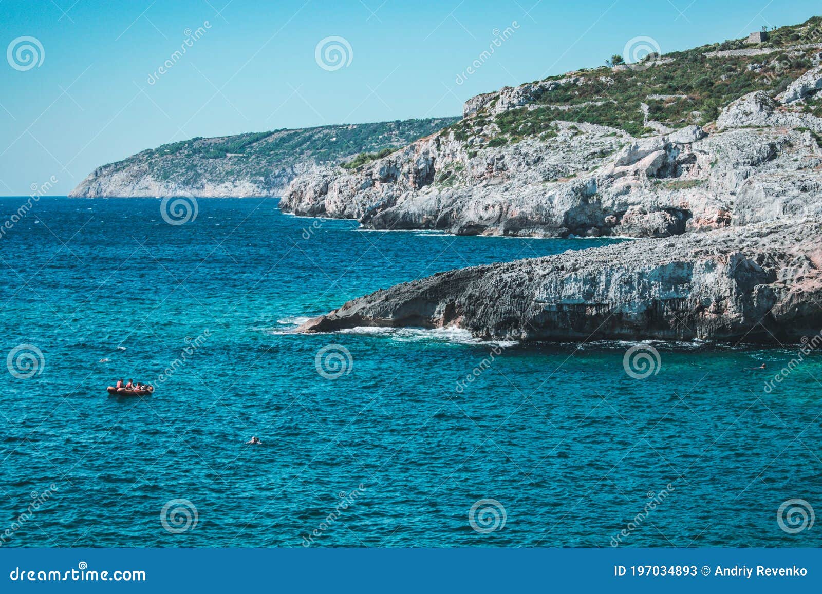 The Fantastic View Of Mountains And It`s Surrounding Near Lachung ...