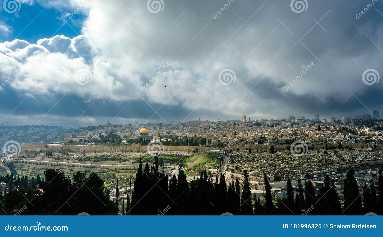 Light Over Gold - Jerusalem Stock Image - Image of historic, castle ...