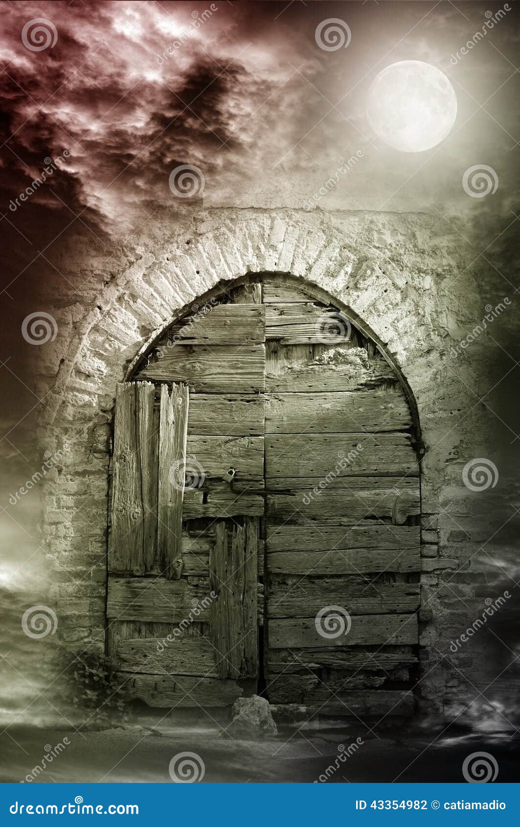 Fantasy Door Stock Photos - Download 2,376 Images