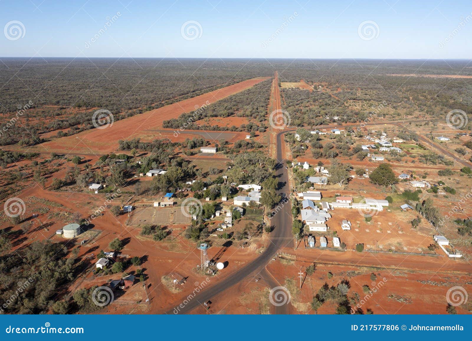 The Far Western Town of Eulo. Stock Photo - Image of town, airstrip ...