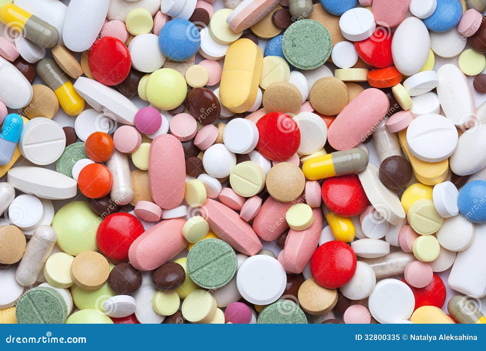 Farbige Pillen, Tabletten Und Kapseln Stockbild - Bild von blau, farbe ...