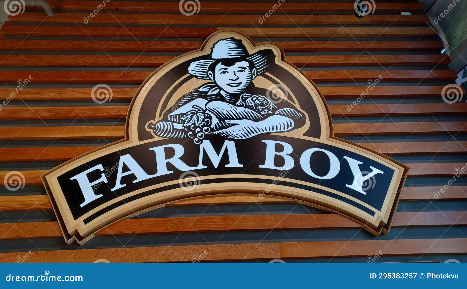 Farm Boy retail store logo editorial photography. Image of outside ...