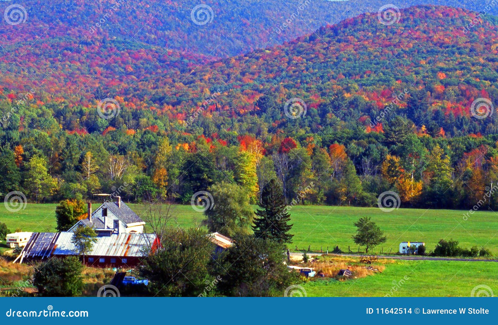 Farm and Fall Colors stock photo. Image of colors, autumn - 11642514
