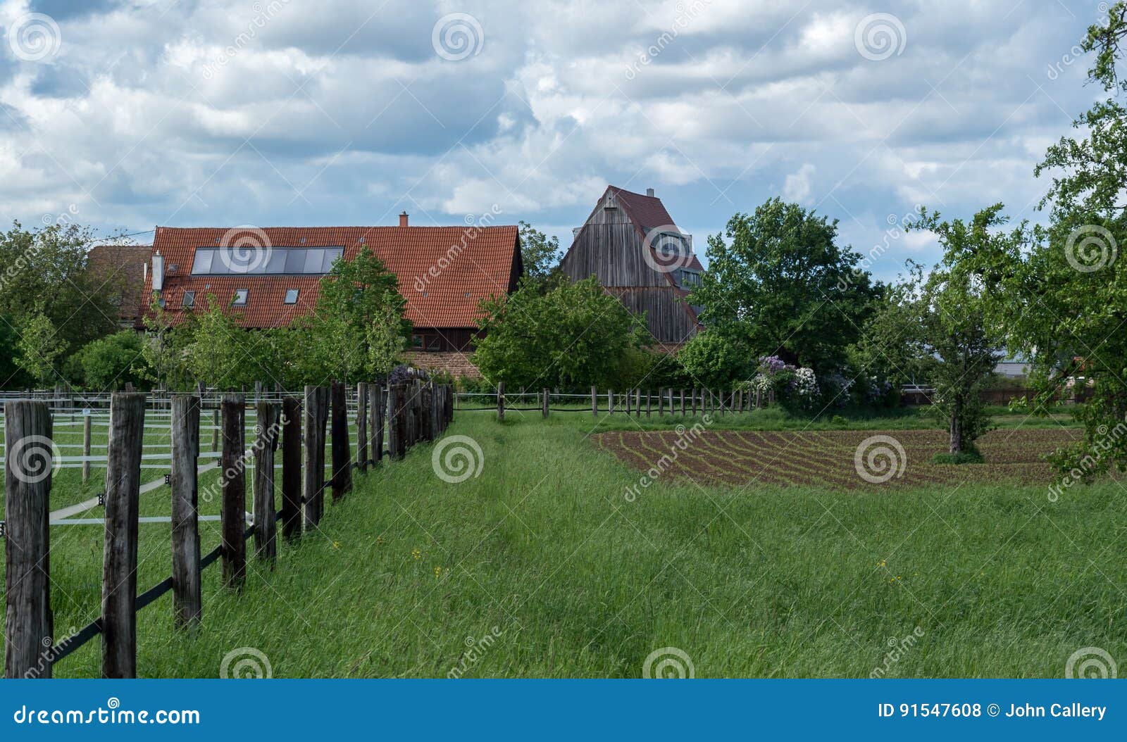 Farm Field and House stock photo. Image of clouds, farms - 91547608