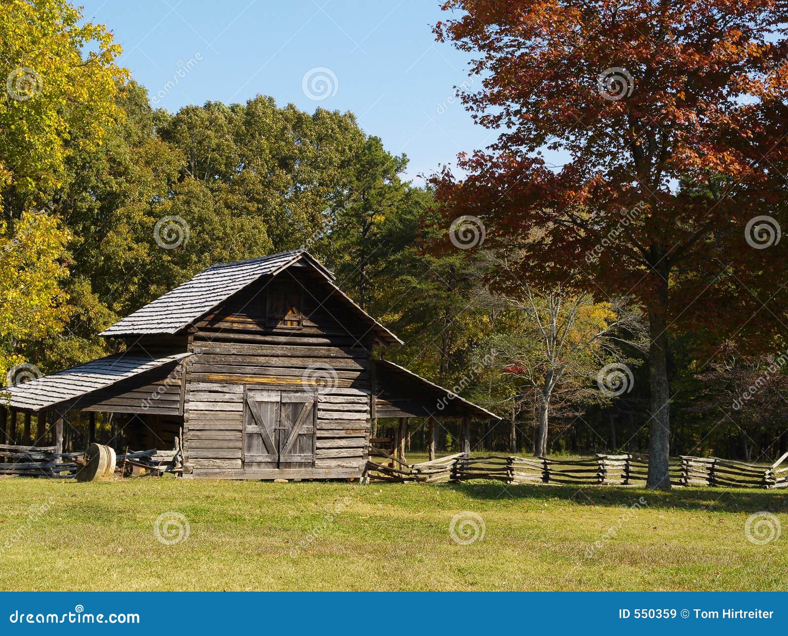 Farm House stock image. Image of house, homes, trees, agriculture - 550359