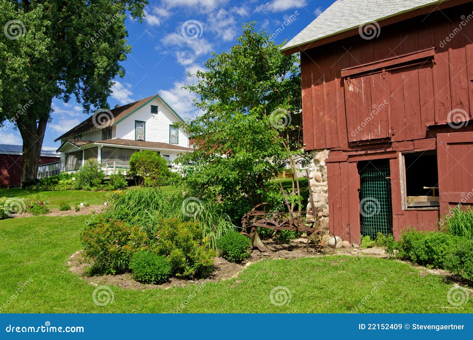 Farm house, barn stock image. Image of agriculture, rural - 22152409