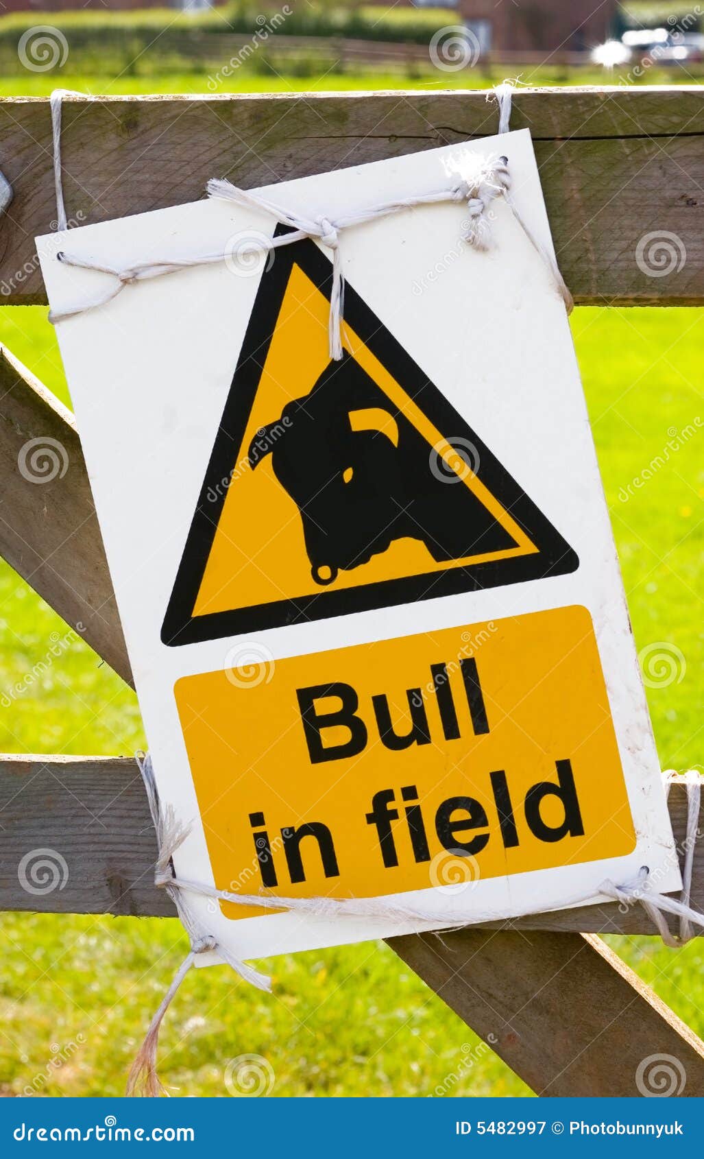 Farm Sign stock image. Image of farming, agriculture, tresspass - 5482997