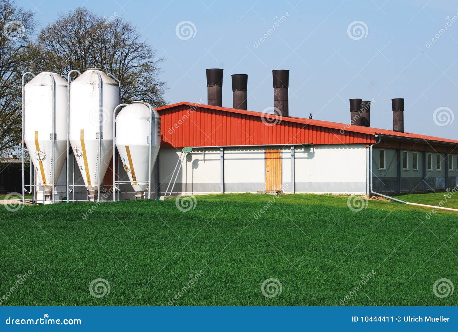 Farm with silo stock image. Image of green, scene, industry - 10444411
