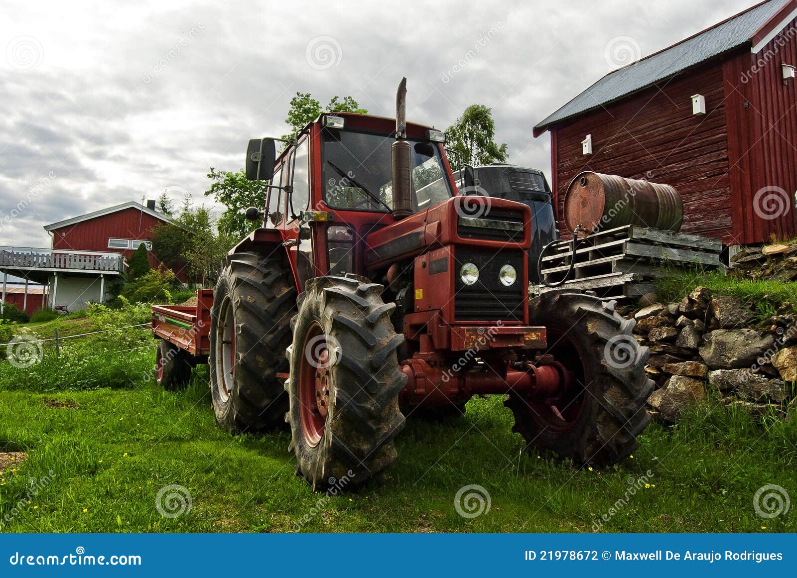 Farm tractor stock photo. Image of nature, crop, industrial - 21978672