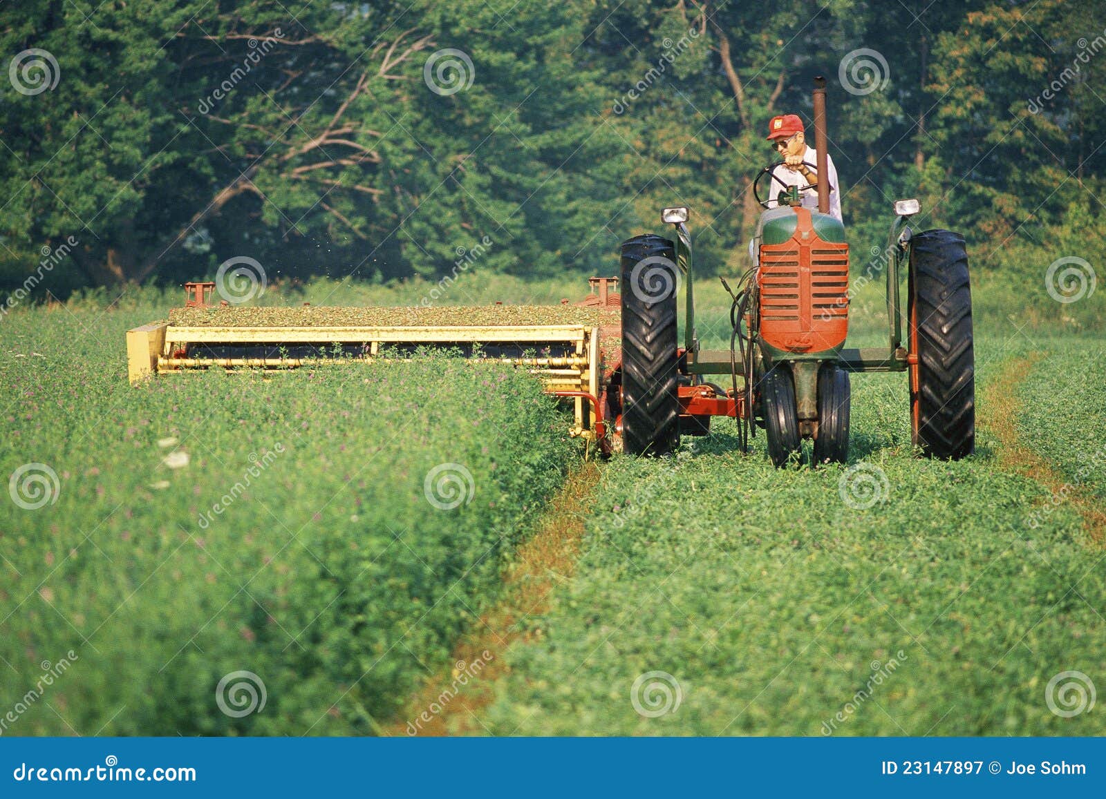 Farmer on Tractor editorial photography. Image of combines - 23147897