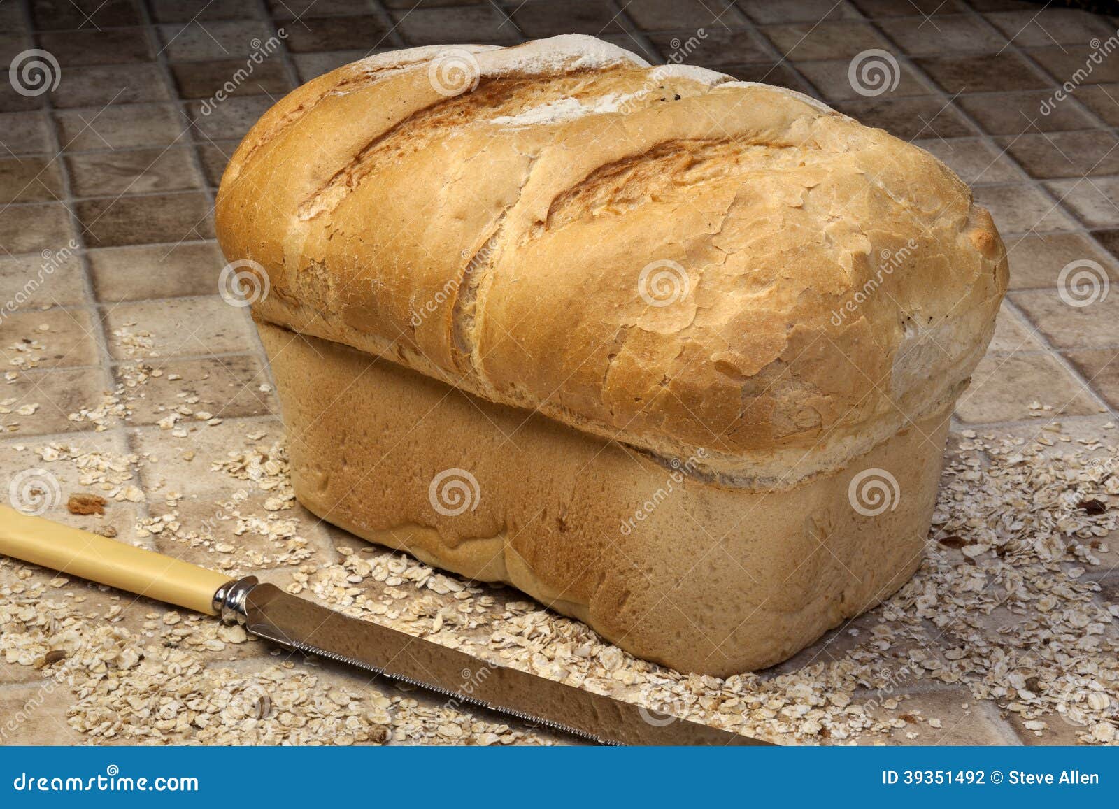 Farmhouse Loaf - Crusty Bread Stock Photo - Image of farmhouse, knife ...
