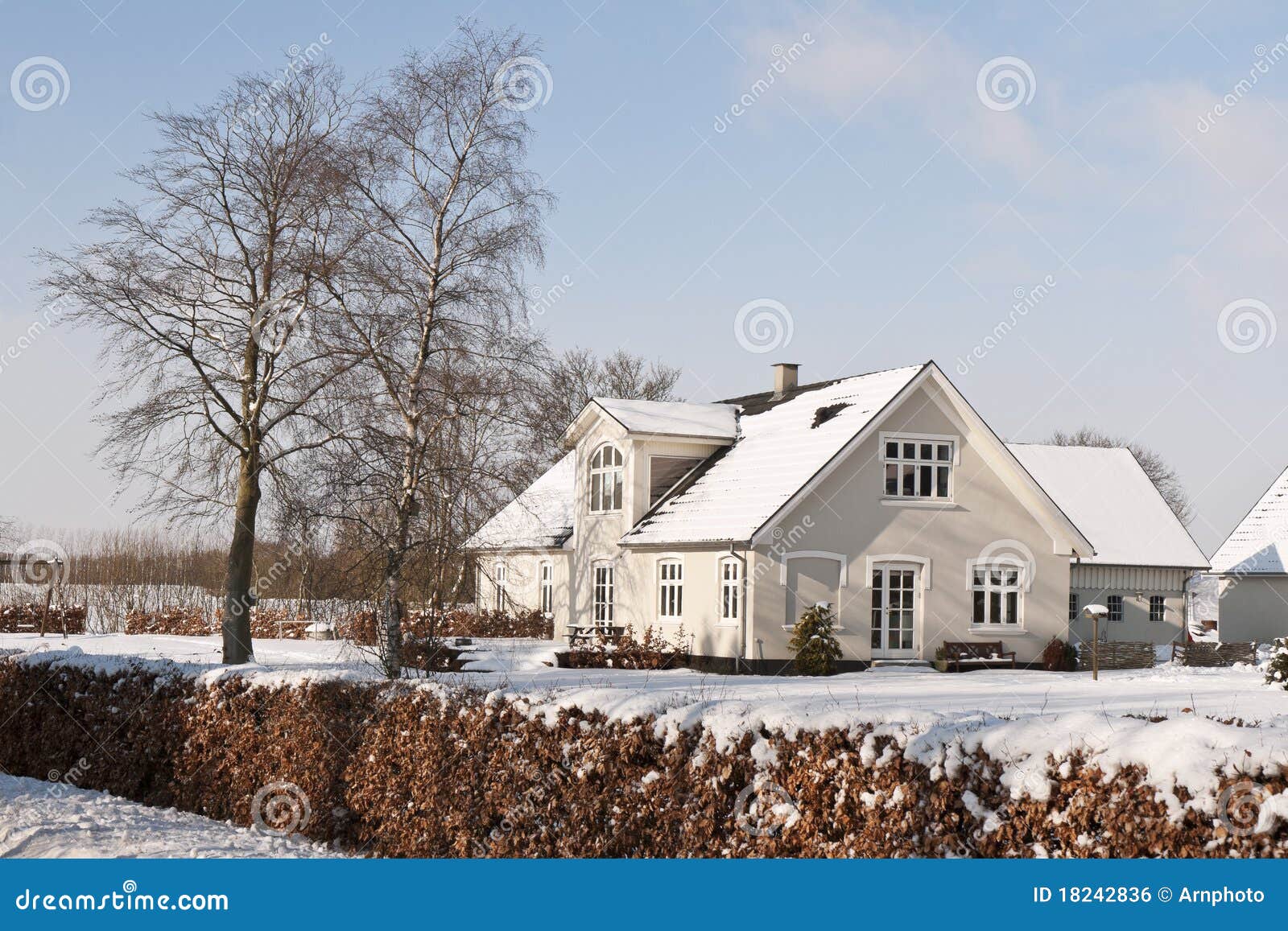 Farmhouse in the Snow stock photo. Image of snow, exterior - 18242836