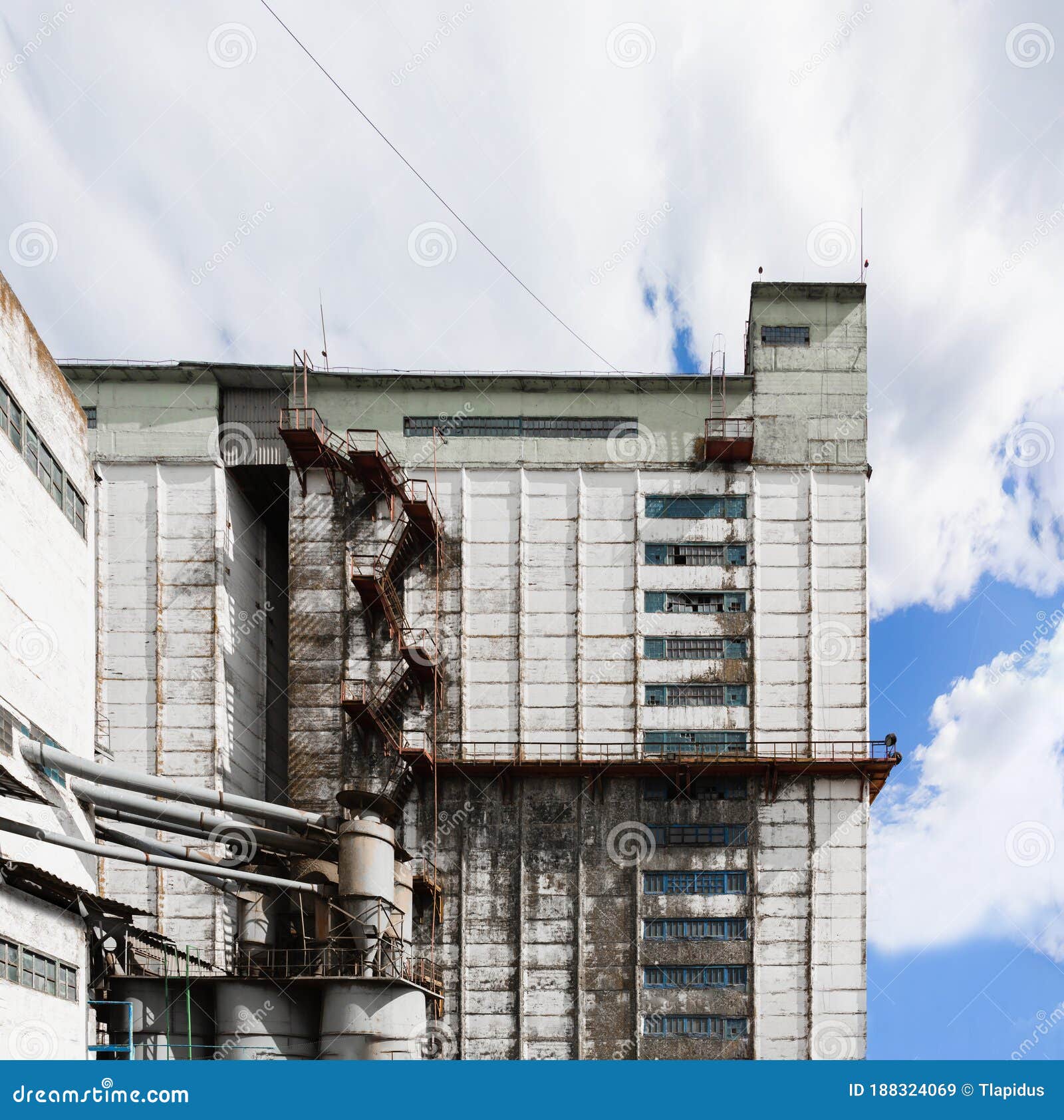 Farming Elevator and Granary Stock Image - Image of depot, blue: 188324069