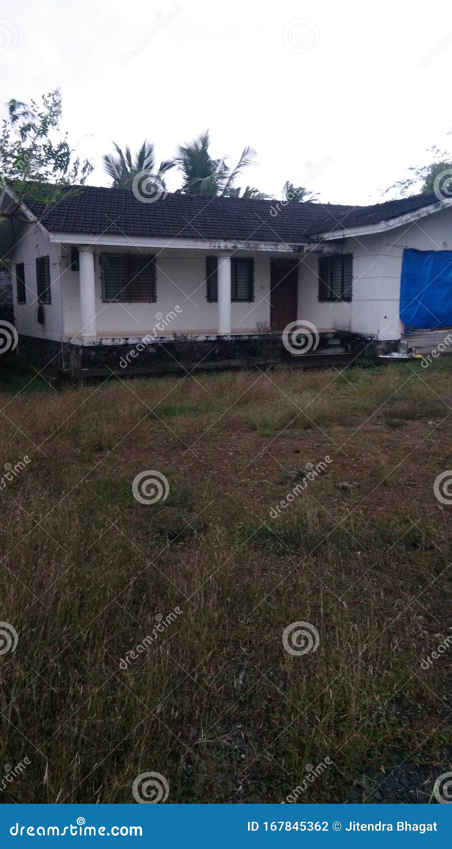 Farming Hut for Rest of Farmer after Doing Stock Photo - Image of ...