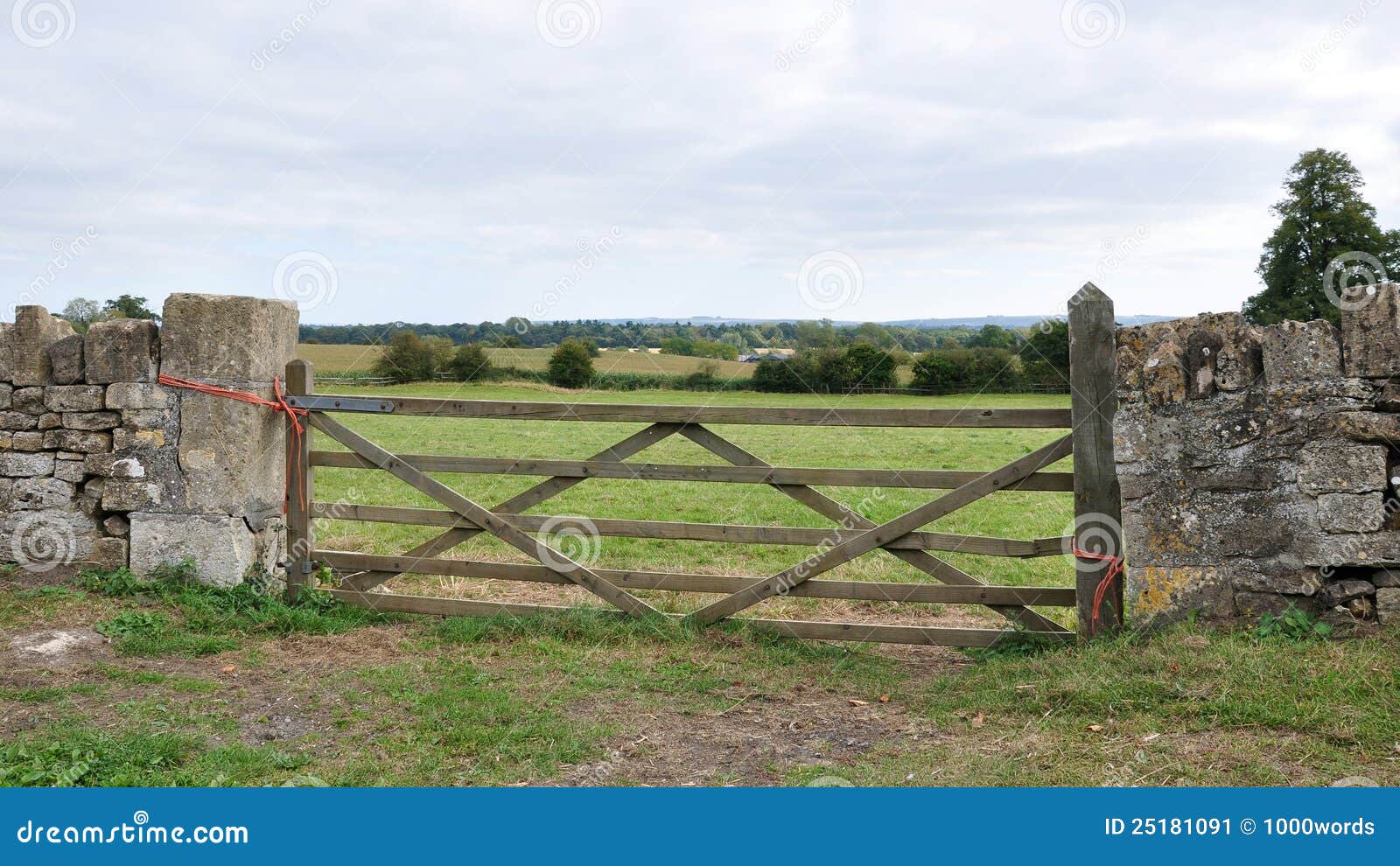 Farmland Gate stock image. Image of gateway, field, farms - 25181091