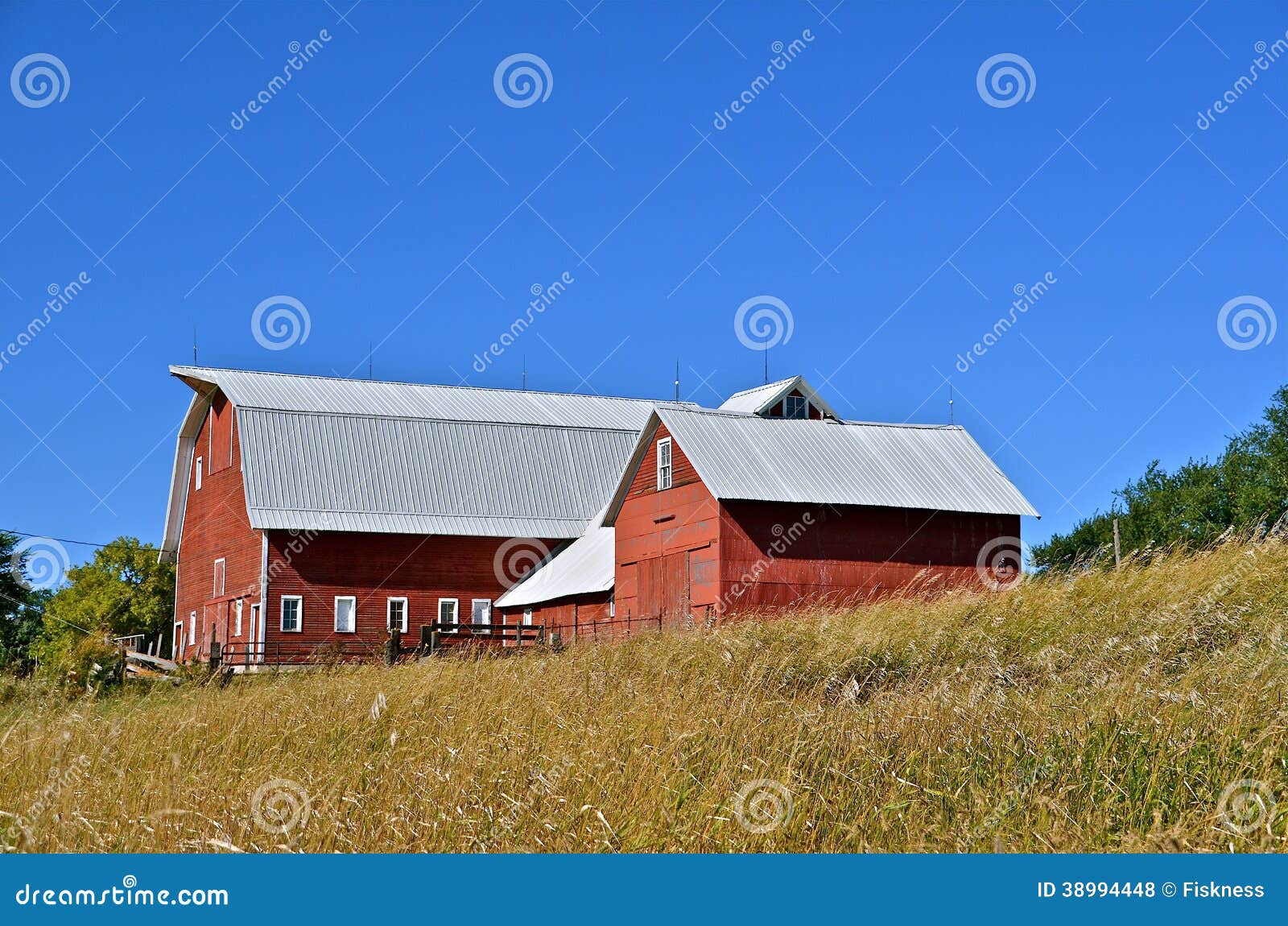 Farmstead in Red stock photo. Image of prairie, elevator - 38994448