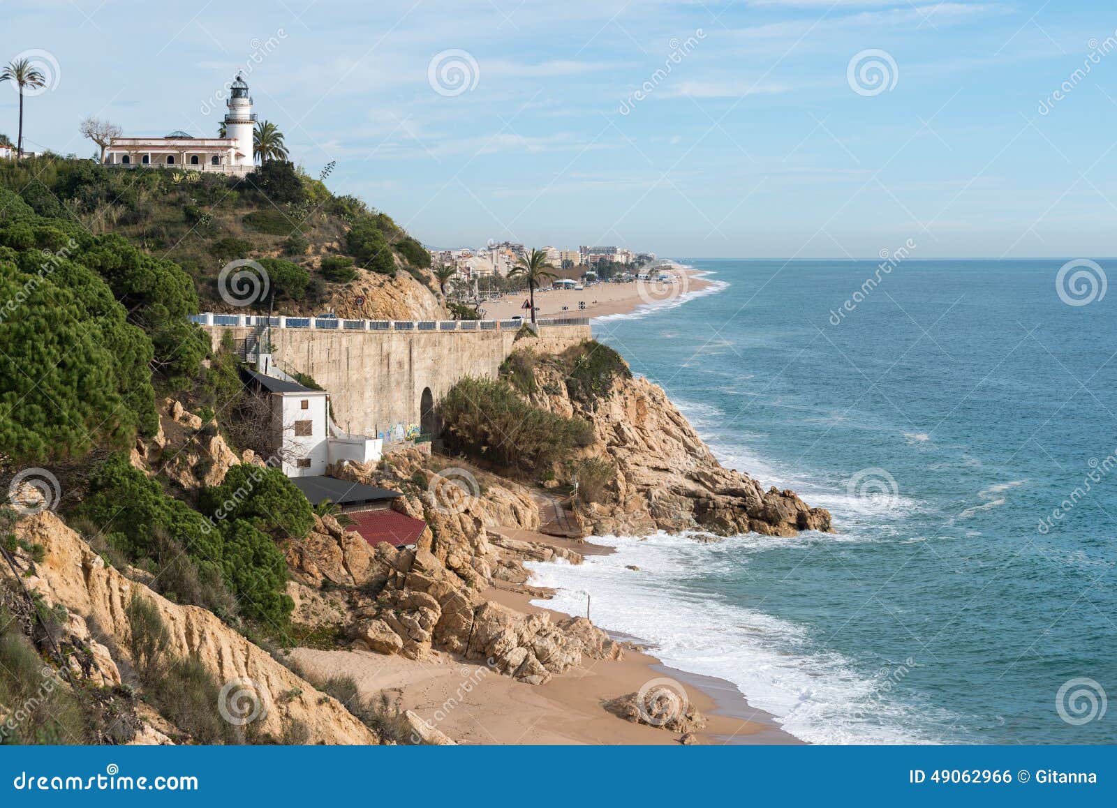 Faro Calella fotografia stock. Immagine di pericolo, giorno - 49062966