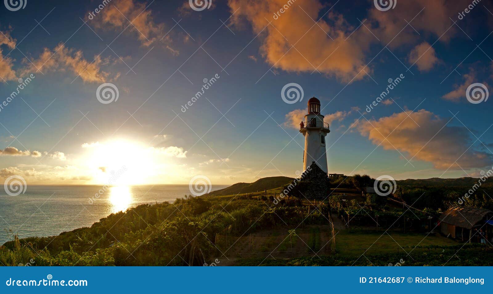 Faro de Basco en Batanes imagen de archivo. Imagen de filipinas - 21642687