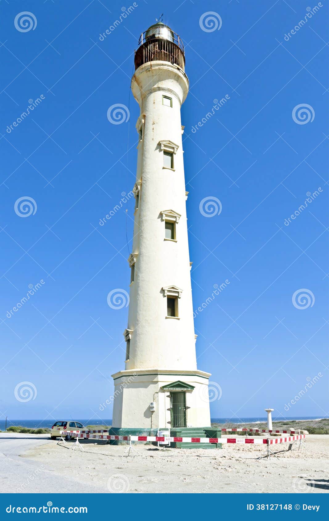 Faro De California En Aruba Foto de archivo - Imagen de océano ...