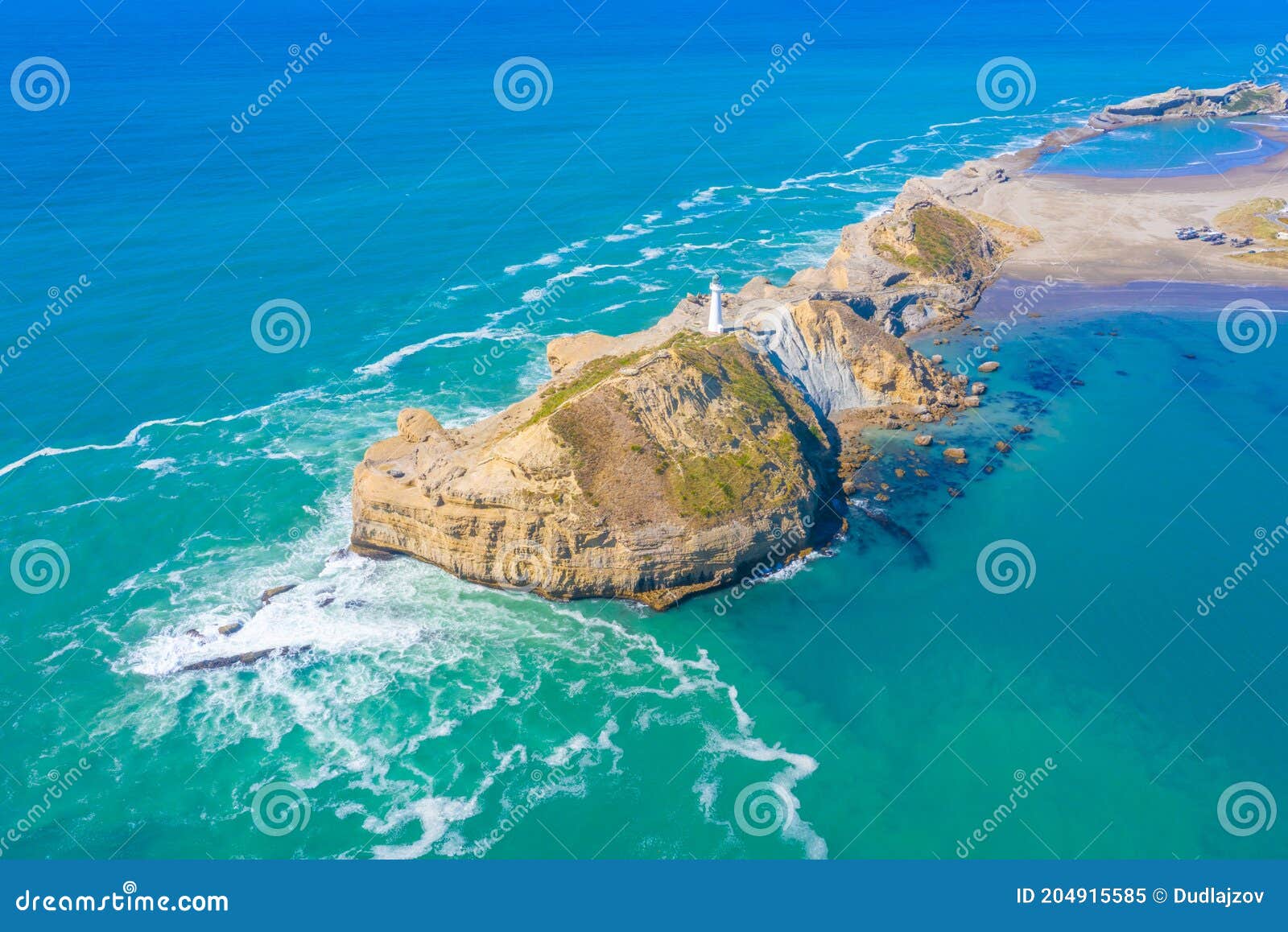 Faro De Castlepoint En Nueva Zelanda Imagen de archivo - Imagen de ...