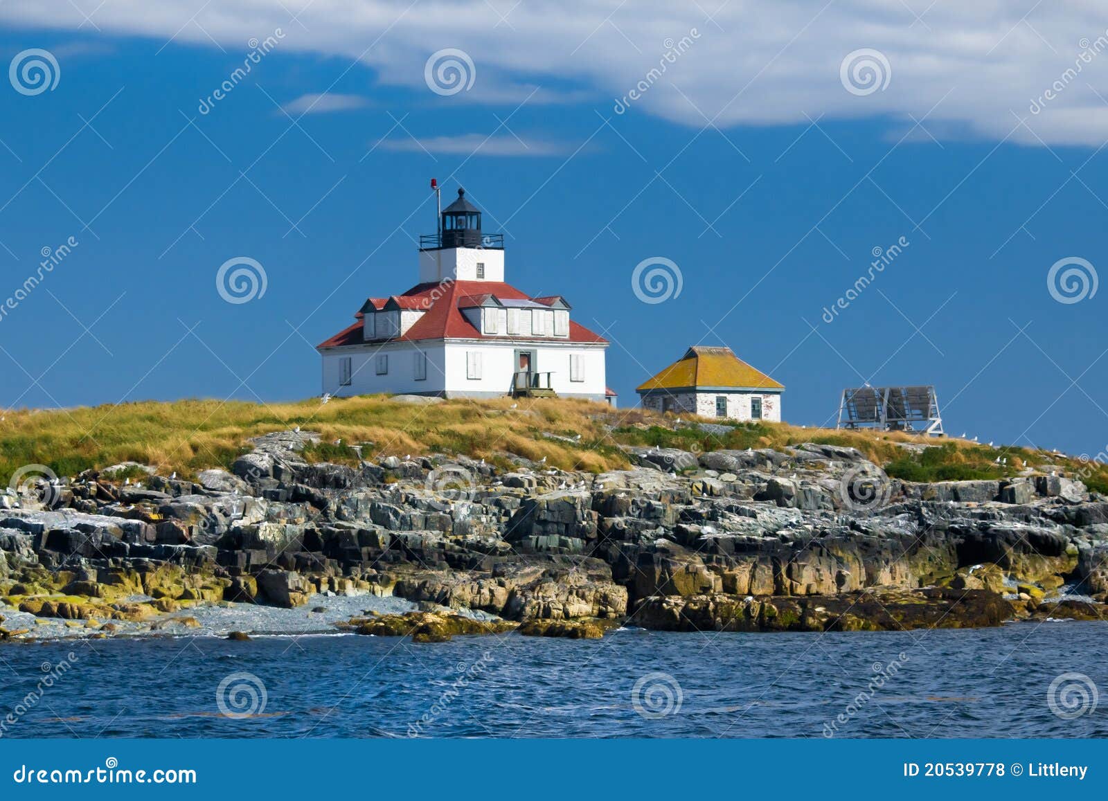 Faro de la roca del huevo foto de archivo. Imagen de isla - 20539778
