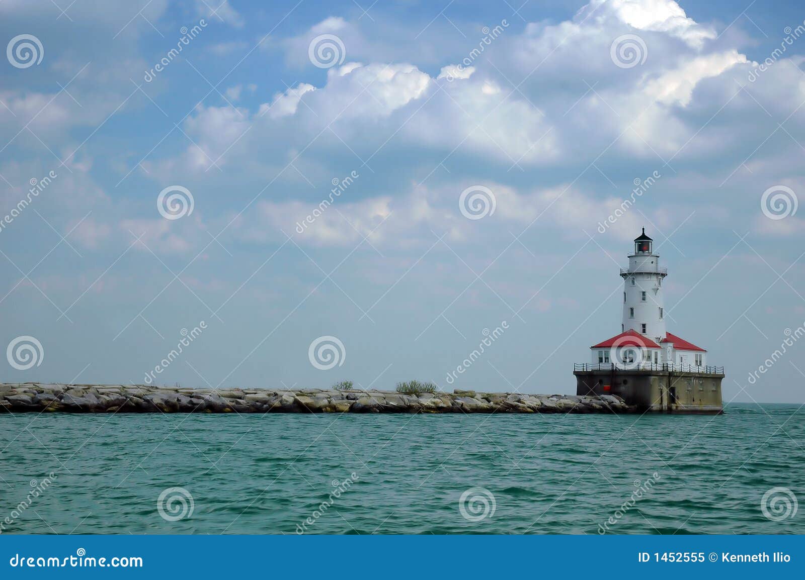 Faro de Michigan de lago imagen de archivo. Imagen de marejada - 1452555