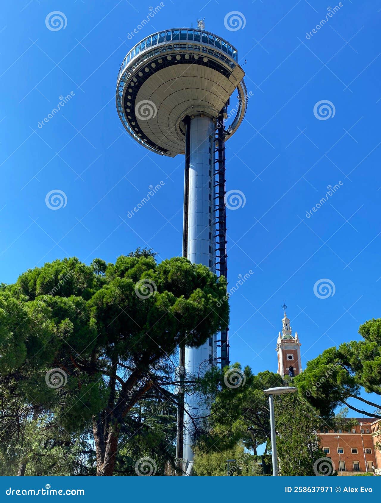Faro De Moncloa, Madrid, Spain Editorial Photo - Image of september ...