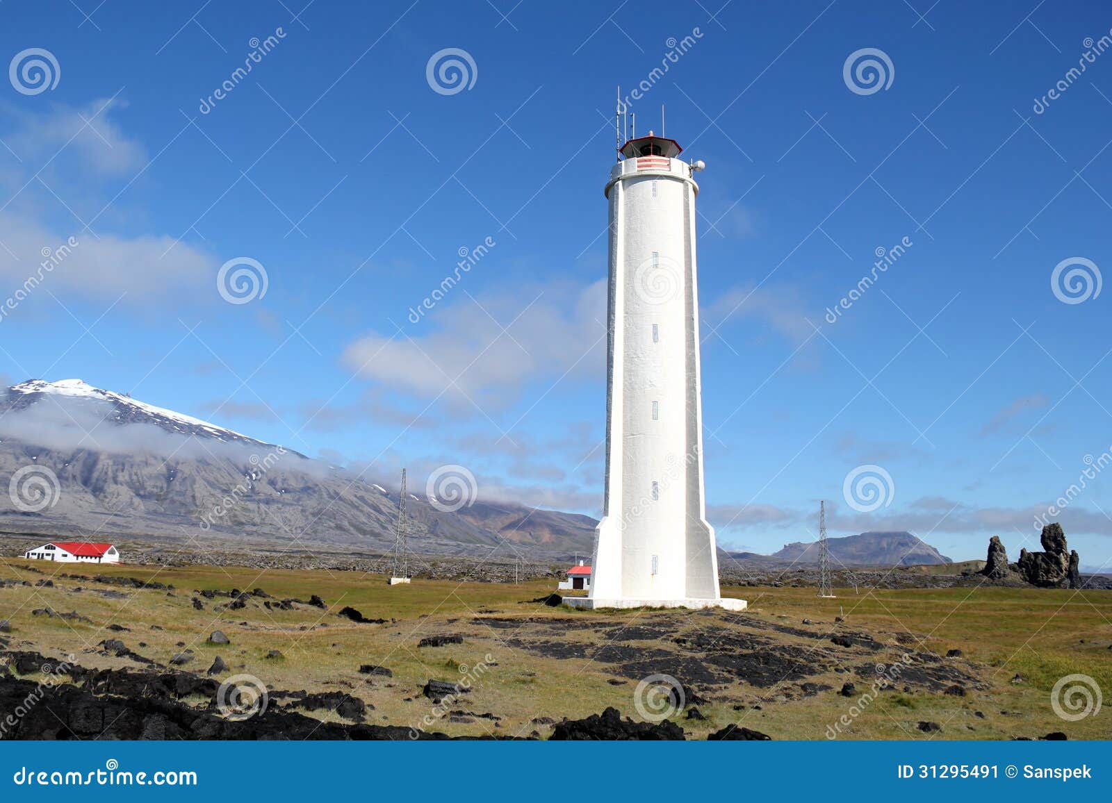Faro Di Snaefellsjokull in Islanda. Immagine Stock - Immagine di cielo ...