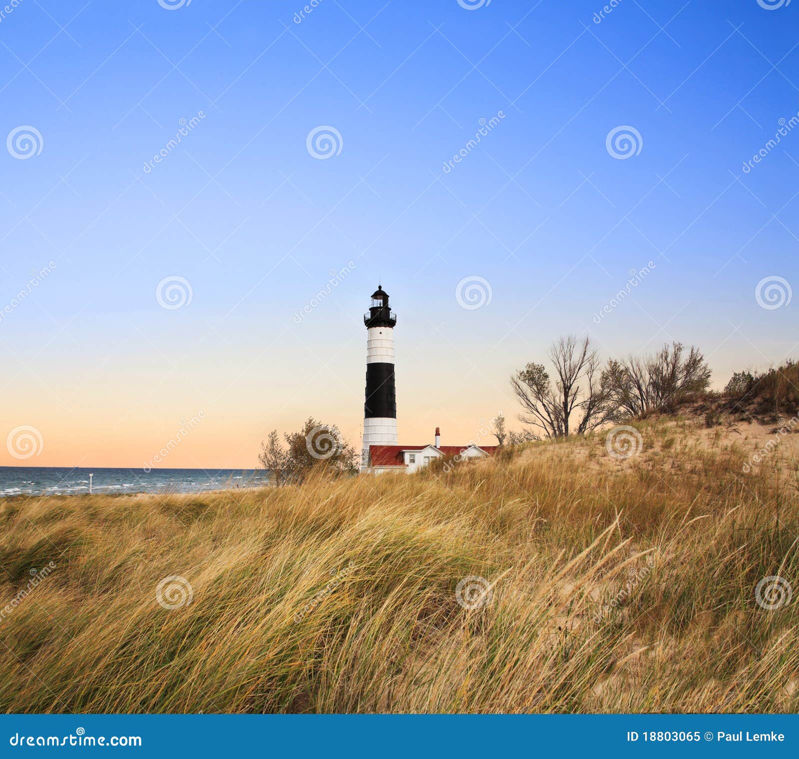 Faro Grande De La Punta Del Sable Imagen de archivo - Imagen de faros ...