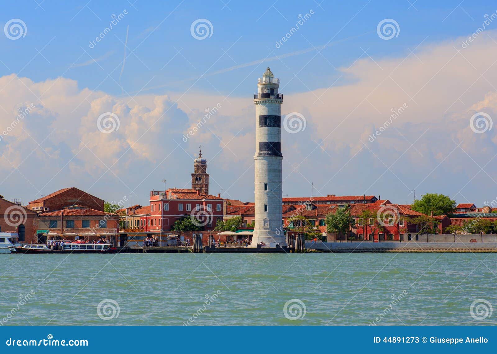 Faro, isola di Murano immagine stock. Immagine di colorato - 44891273