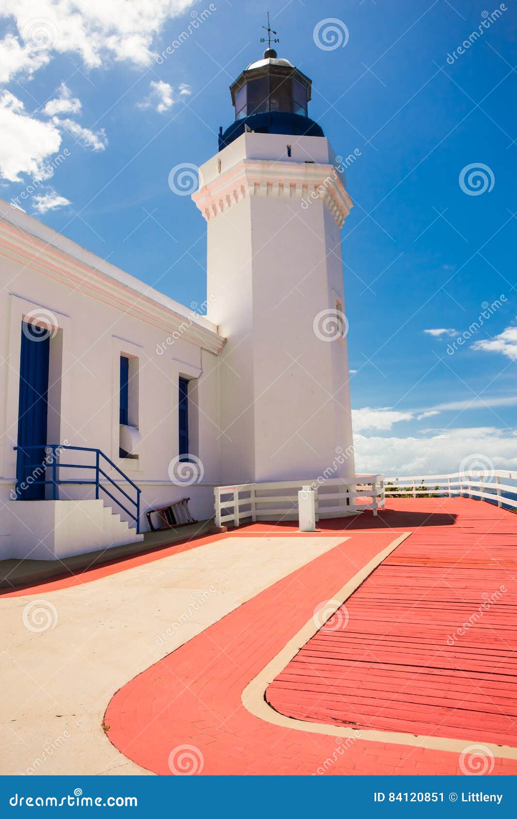 Faro Puerto Rico De Arecibo Imagen de archivo - Imagen de orilla, viejo ...