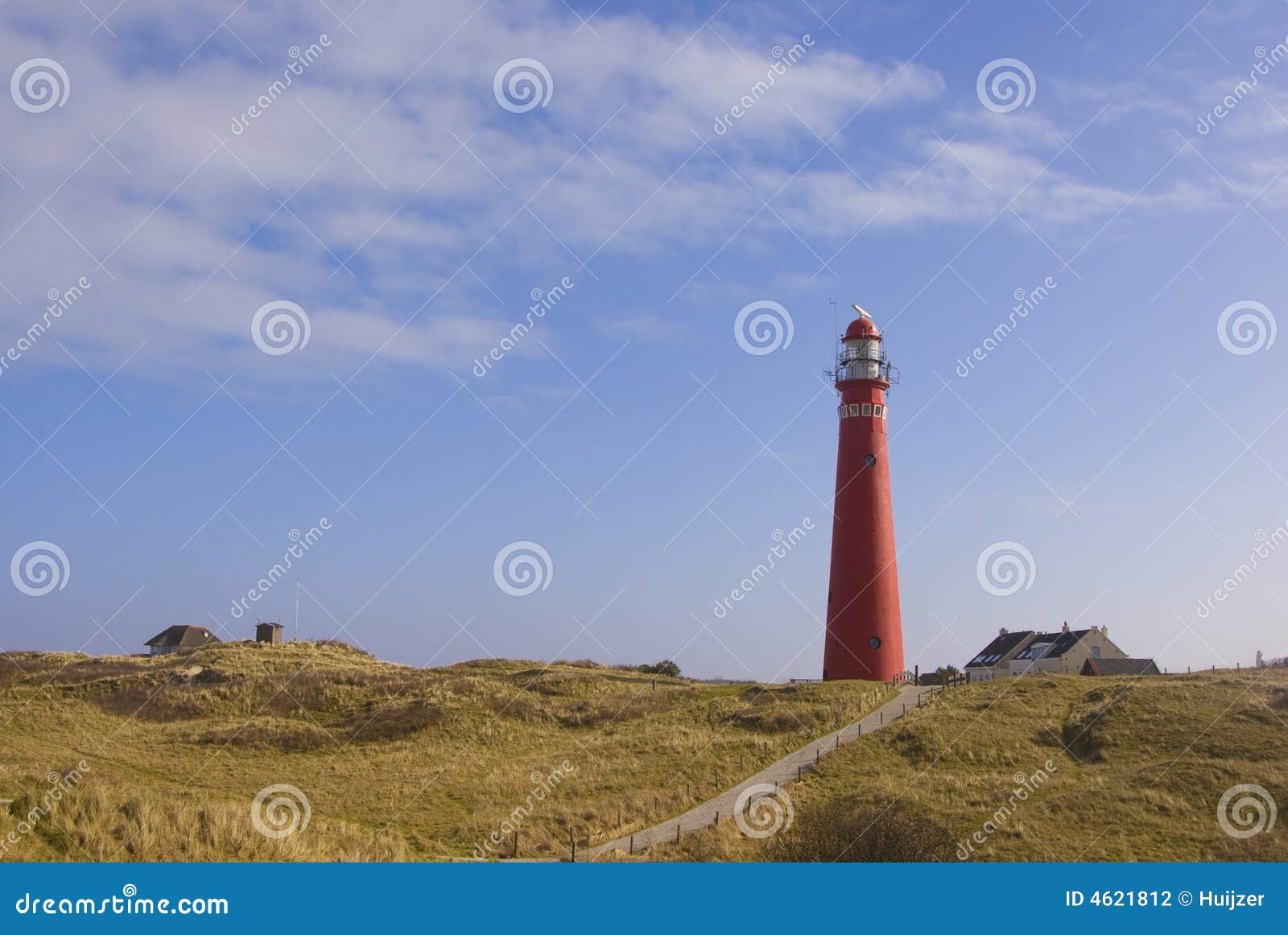 Faro Rojo En Dunas En Schiermonnikoog Foto de archivo - Imagen de rojo ...
