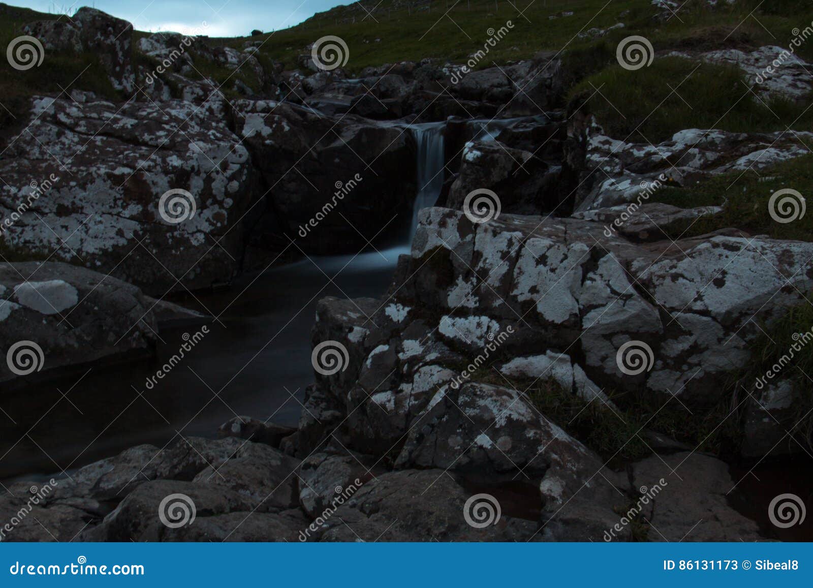 Faroese Waterfall stock image. Image of faroe, birds - 86131173