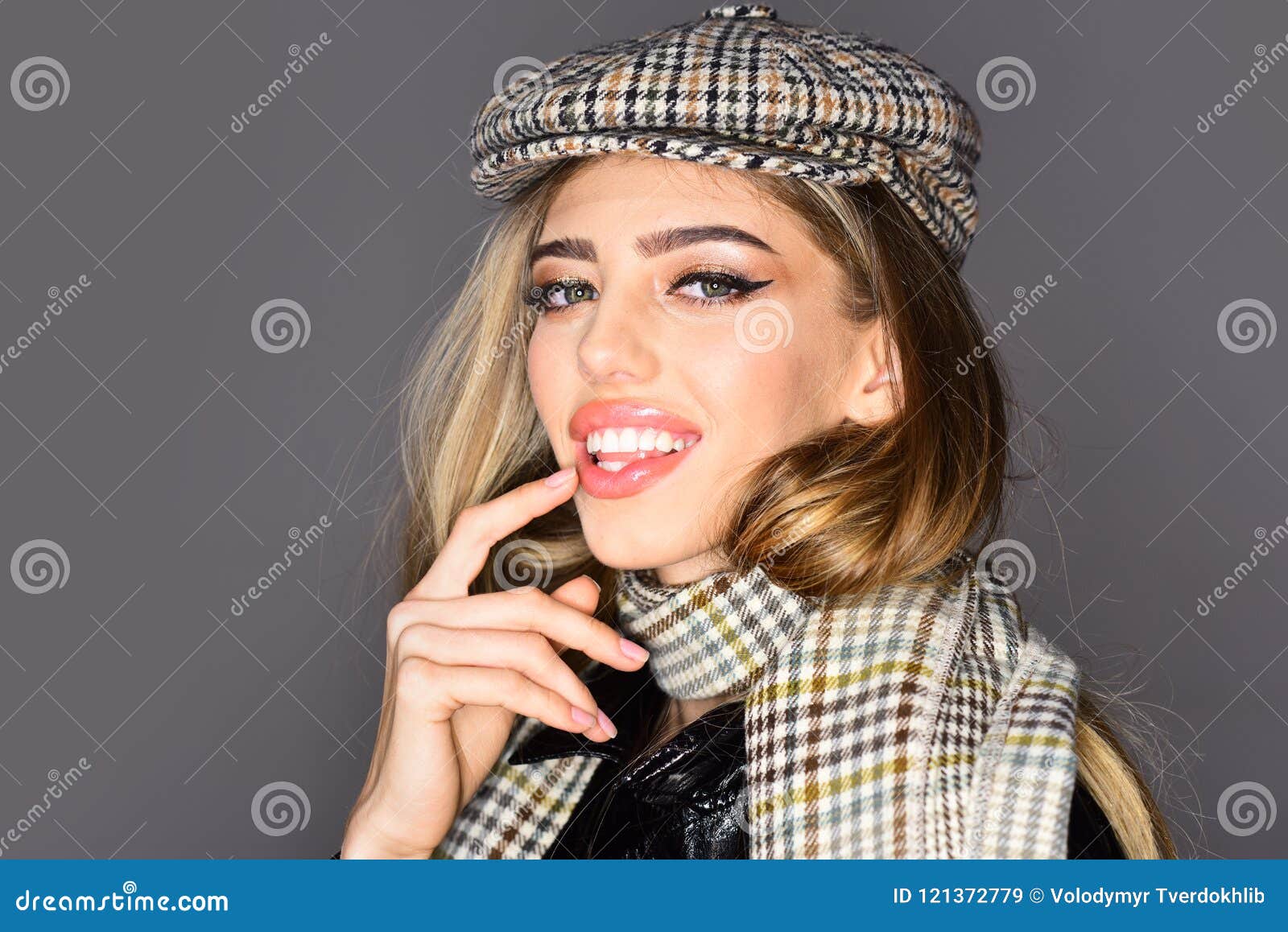 Fashion Model in Hat Posing in the Studio. Stock Image - Image of ...