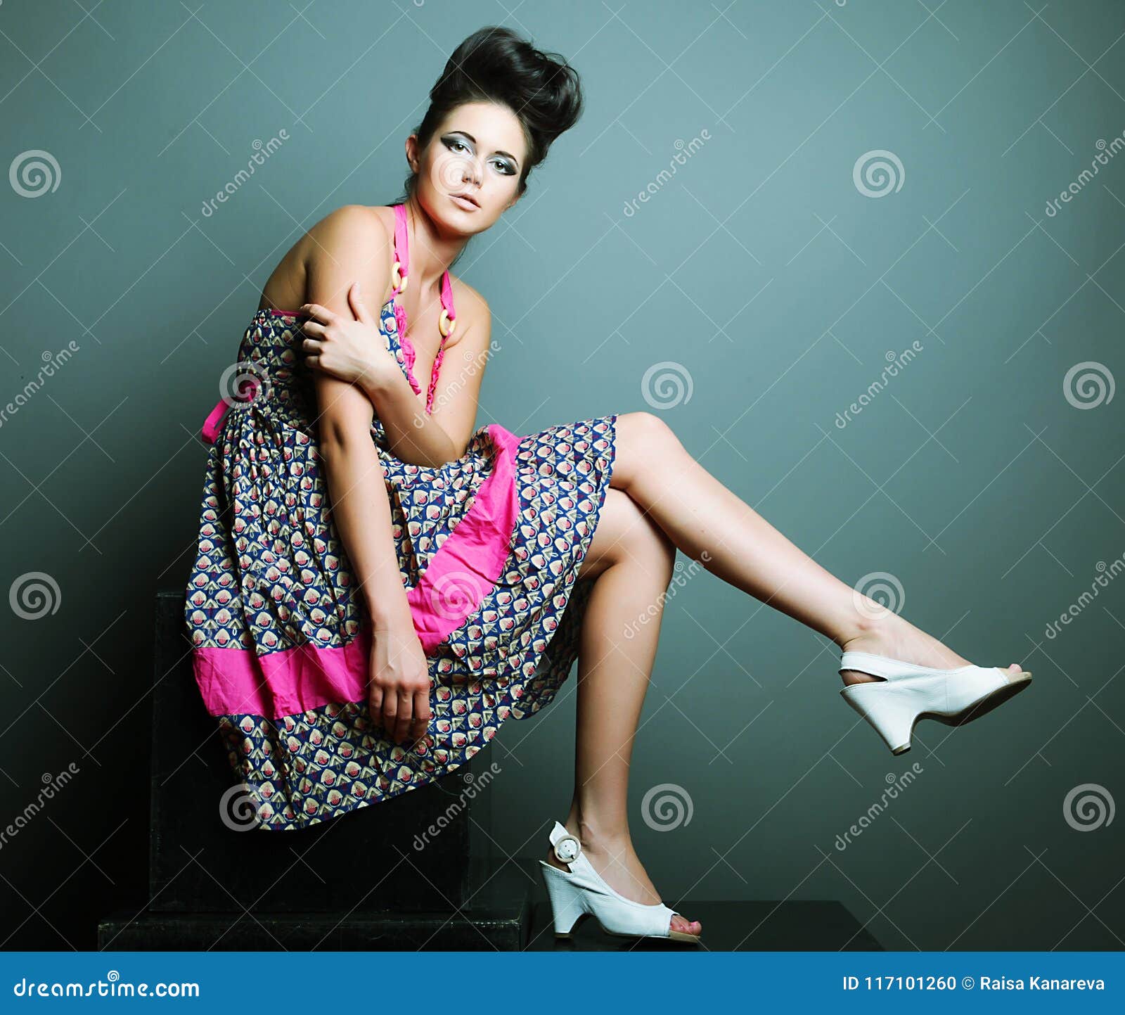 Fashion Model Posing in Studio Stock Photo - Image of lady, glamour ...