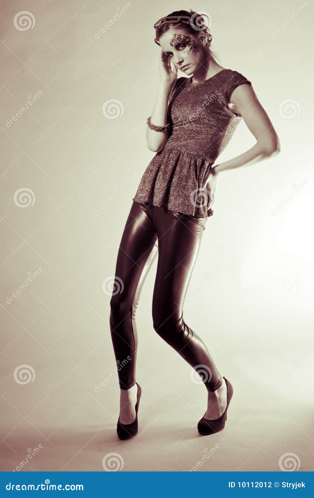 Fashion Shoot in the Studio Stock Photo - Image of modern, girl: 10112012