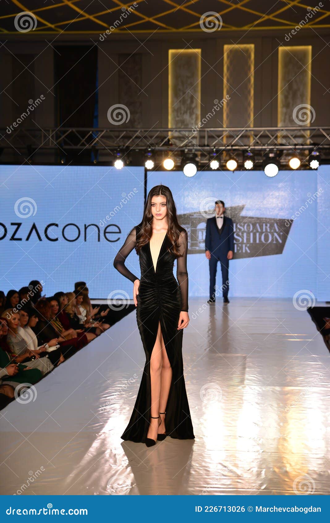 Fashion week editorial photo. Image of concept, elegant - 226713026